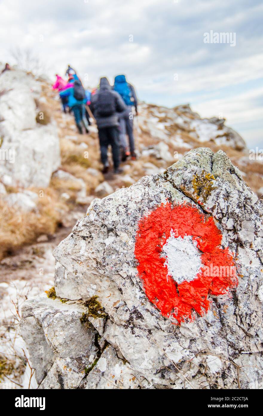 Way marked walking route hi-res stock photography and images - Alamy