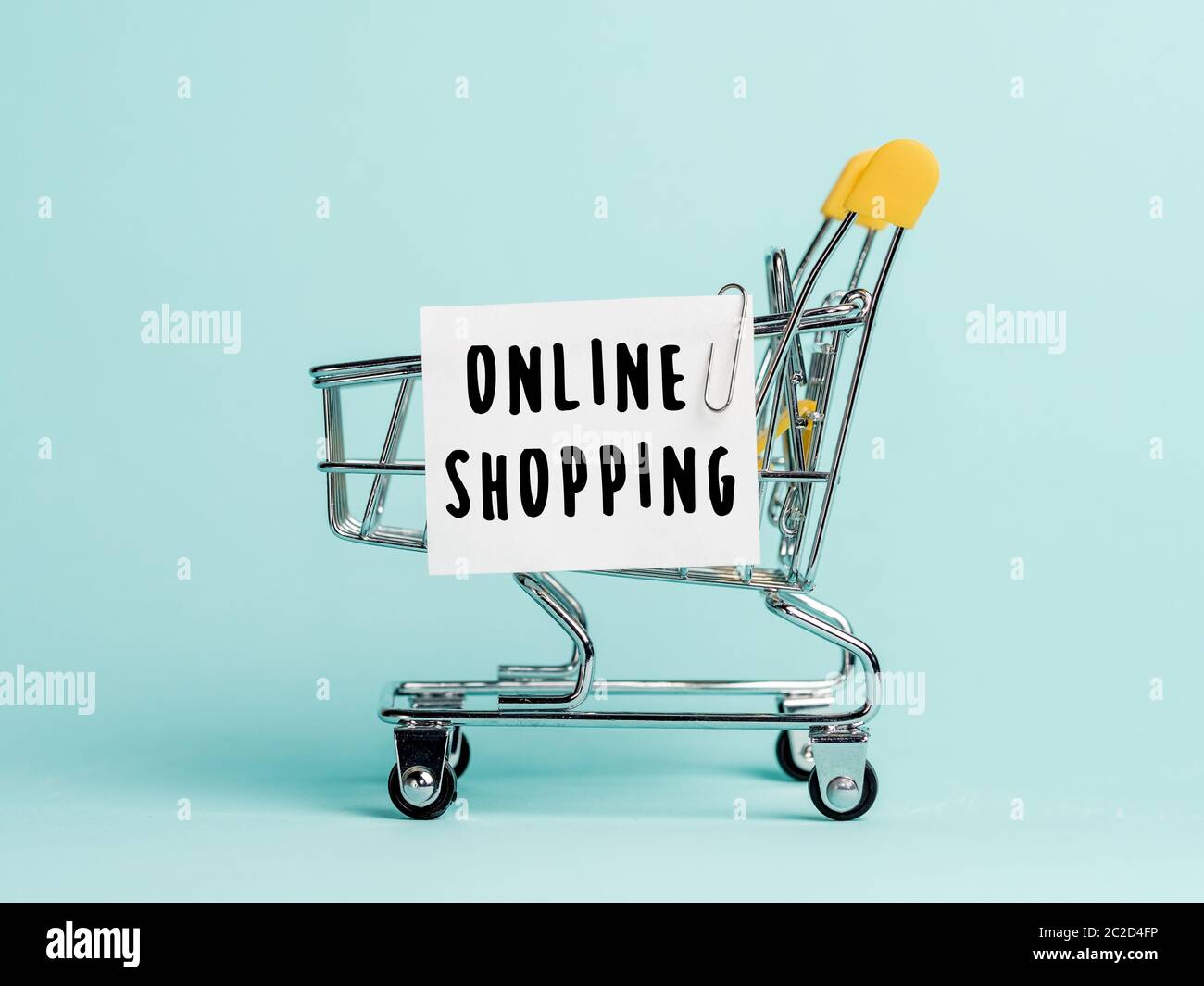 Online shopping concept store hi-res stock photography and images - Alamy