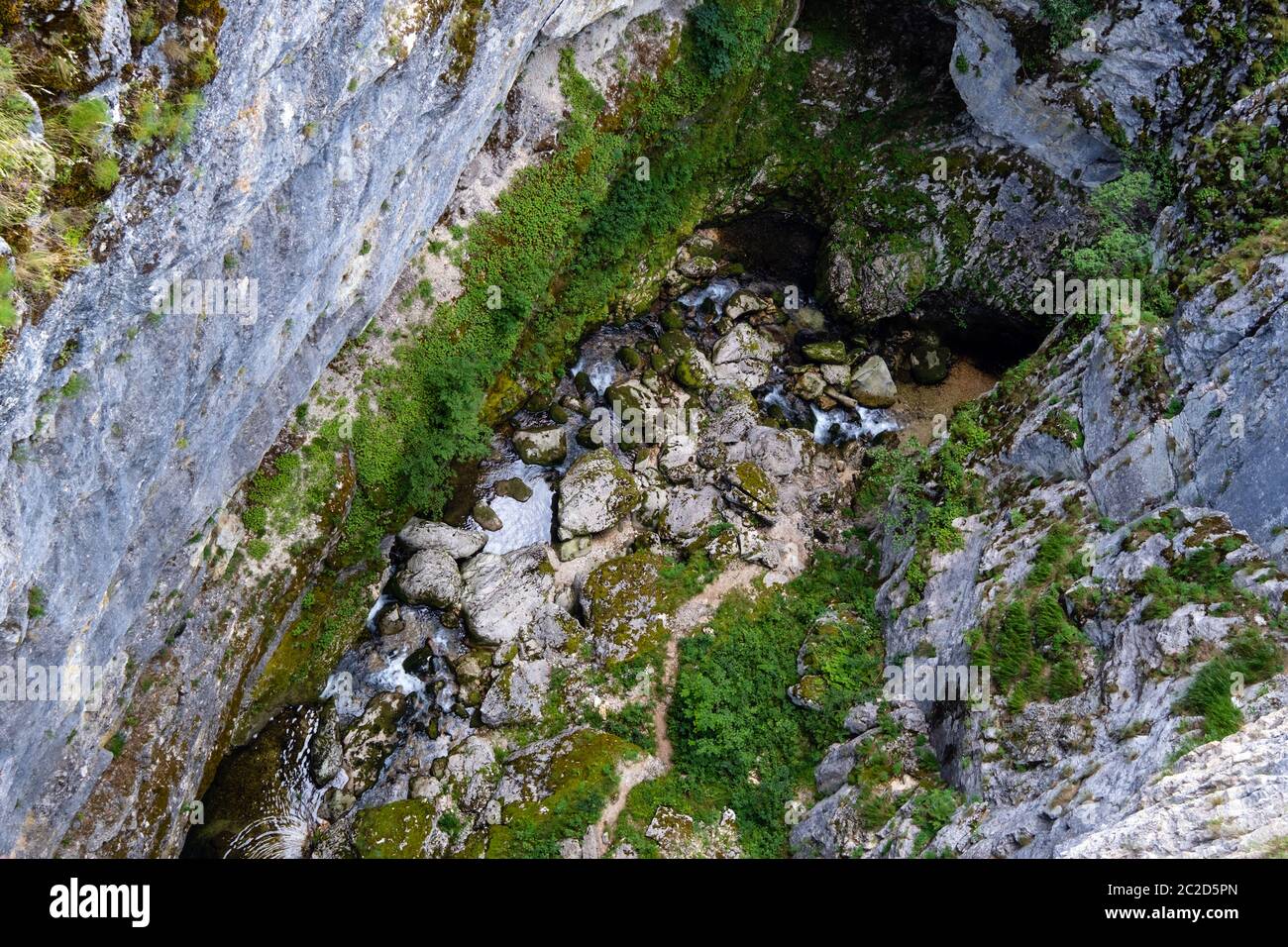 Scenic view narrow ravine hi-res stock photography and images - Alamy