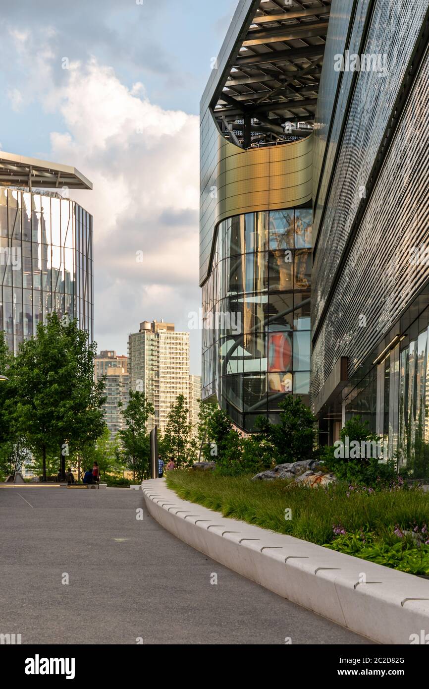 Bloomberg building new york hi-res stock photography and images - Alamy