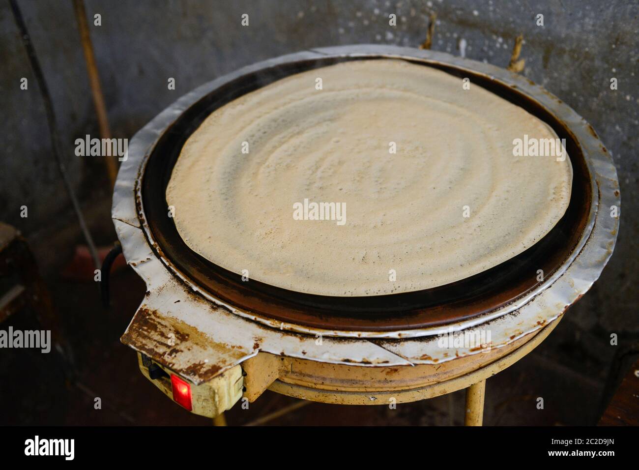 ETHIOPIA , electric oven to prepare the traditional flat bread injeera ...