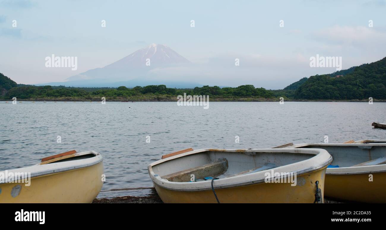 Fujisan lake shoji hi-res stock photography and images - Alamy