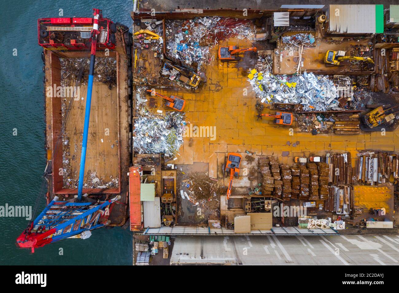 Top view of the trash ship Stock Photo - Alamy