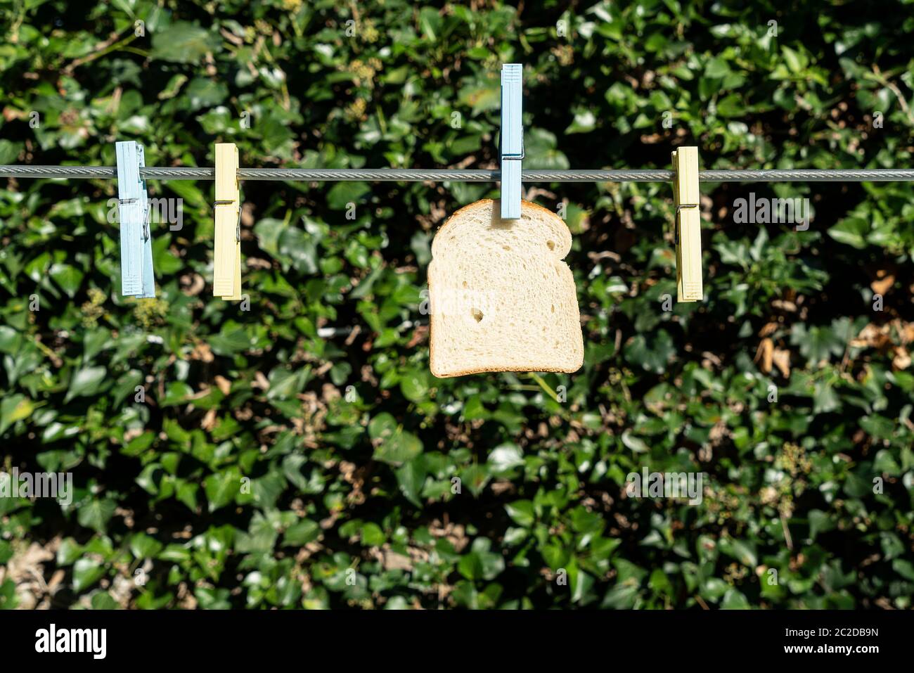 Bread hanging hi-res stock photography and images - Alamy