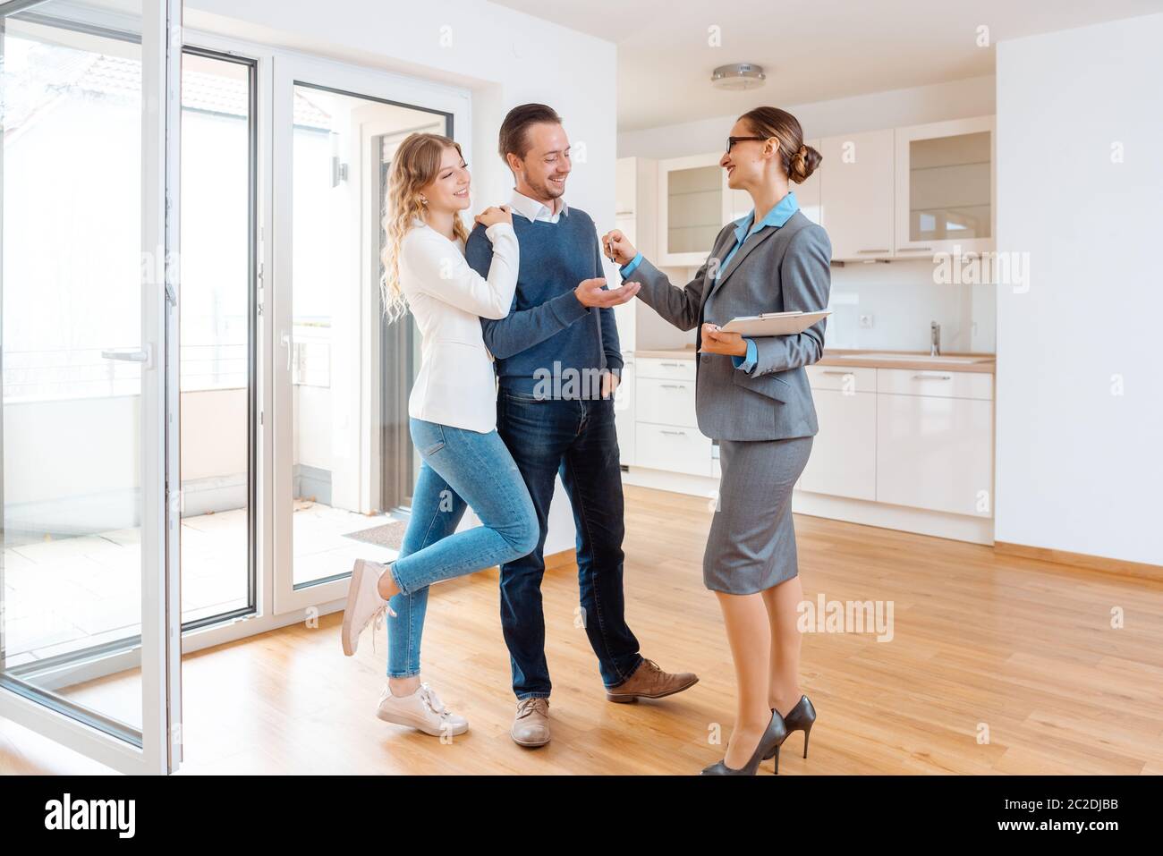 Happy landlord and tenant hi-res stock photography and images - Alamy