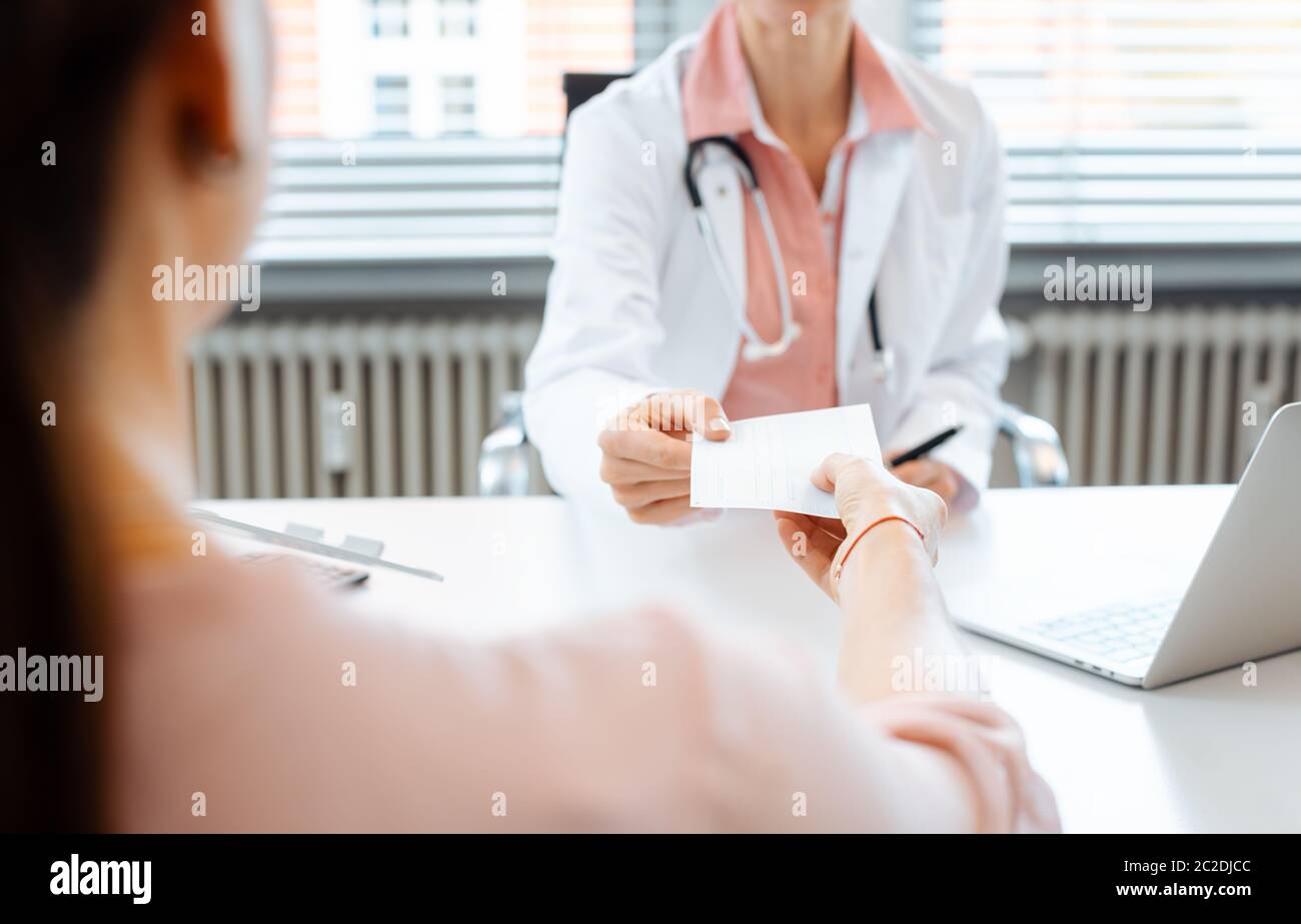 Prescription slip hi-res stock photography and images - Alamy