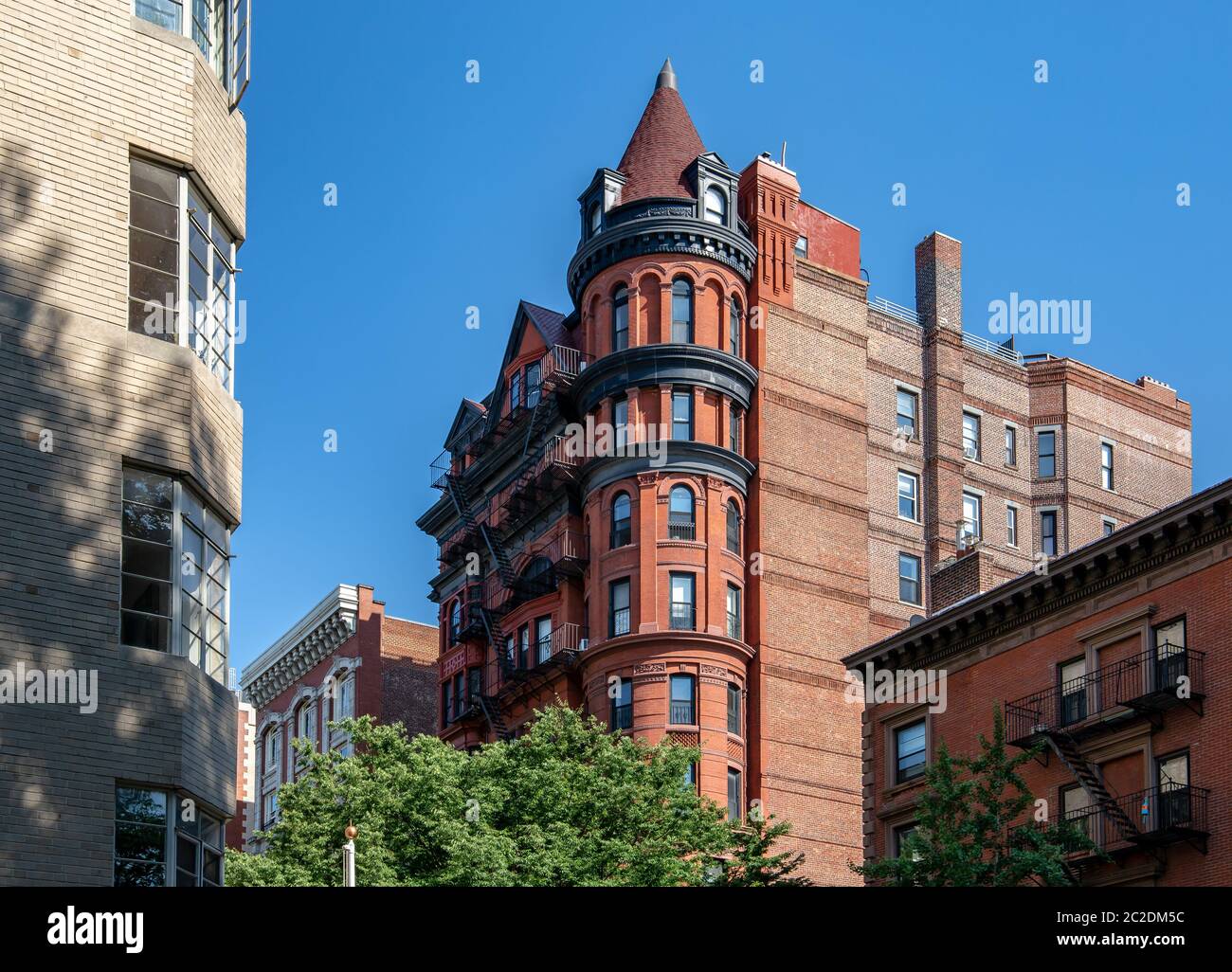 New York, City / USA - JUL 10 2018: Old Buildings of Brooklyn Heights ...