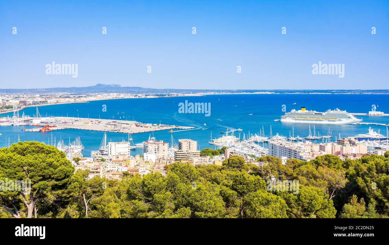 Aerial and panoramic view of the bay with port, yachts and cruiser ...