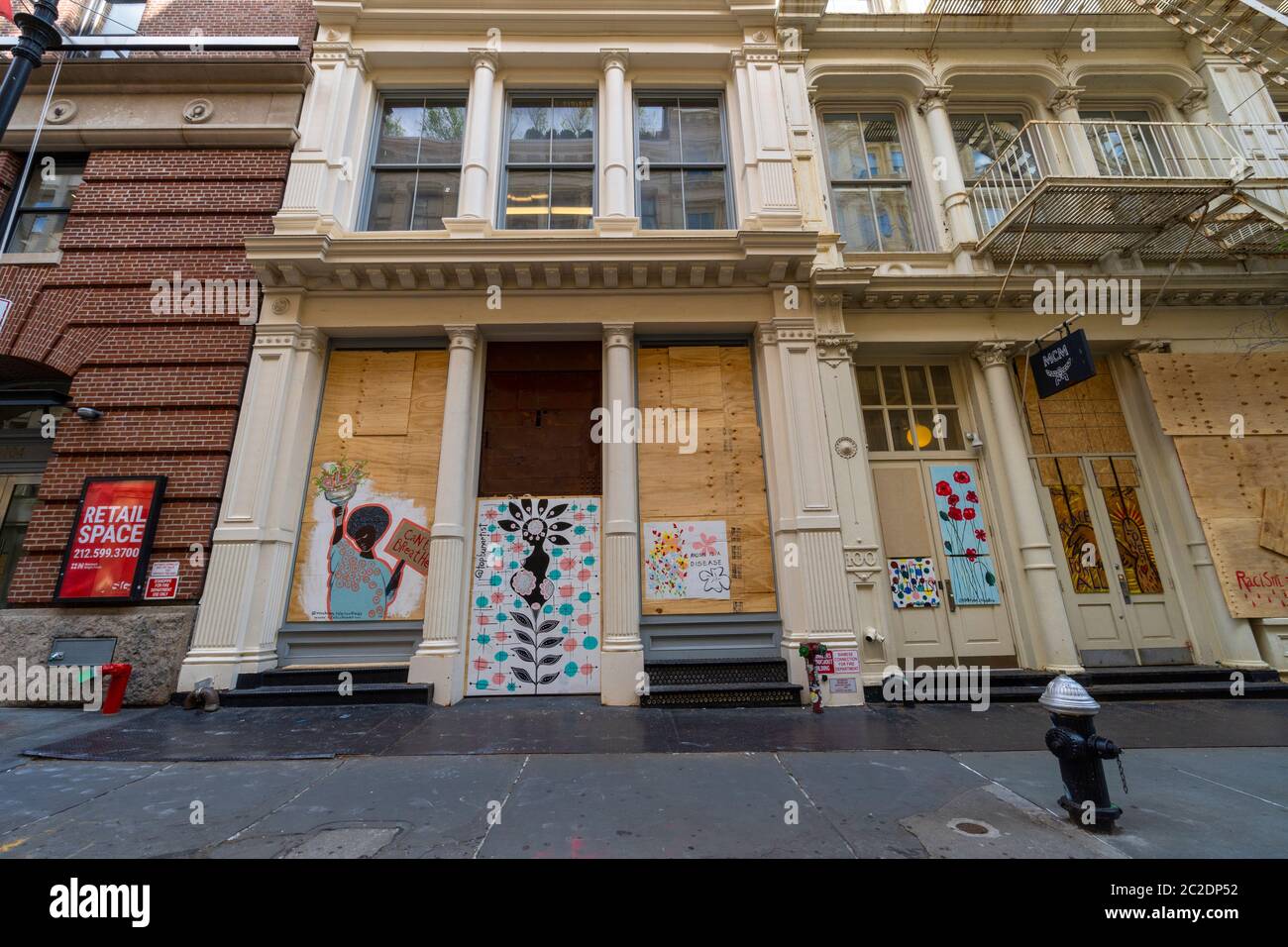 Mural painting soho hi-res stock photography and images - Alamy