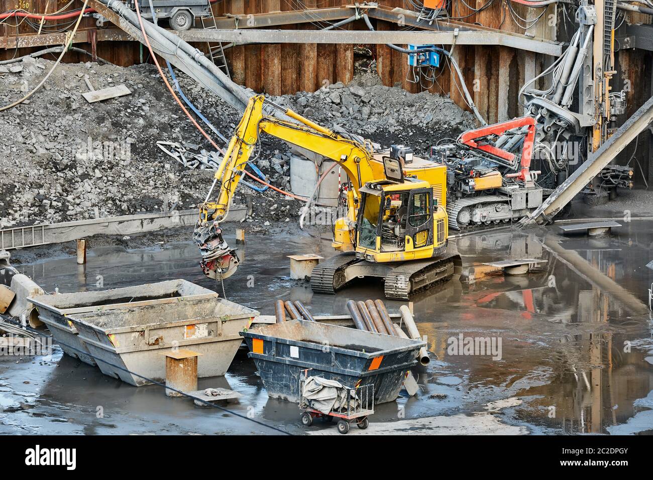 Construction work site industrial machinery Stock Photo - Alamy