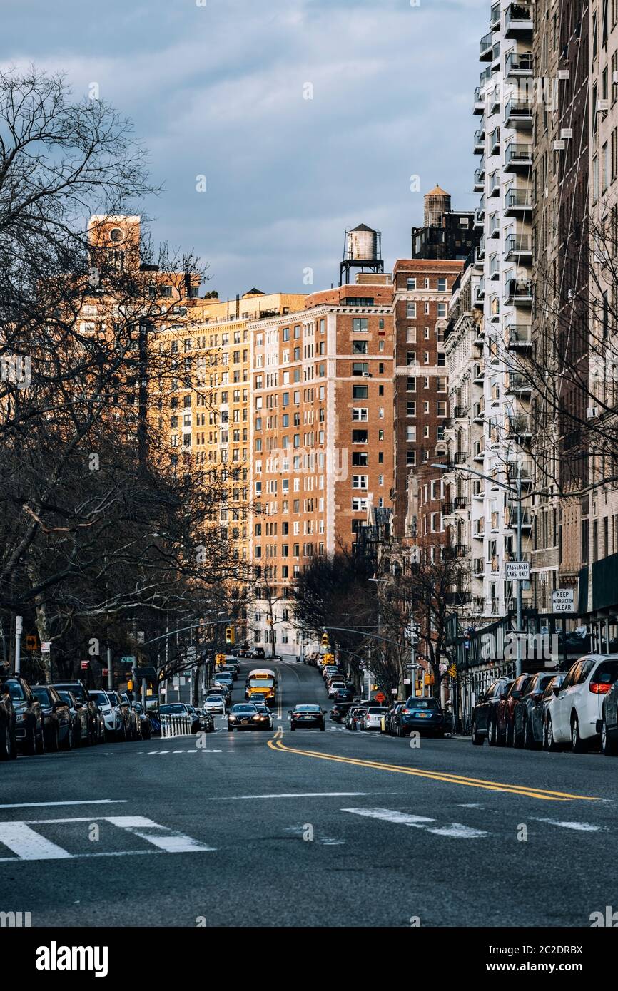 Sunset at apartment buildings in riverside Upper West Side Stock Photo ...
