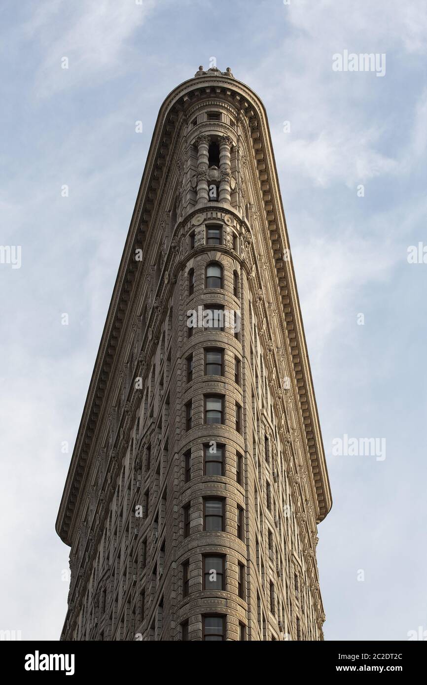 Architecture closeup of Flatiron Building in the afternoon in New York ...