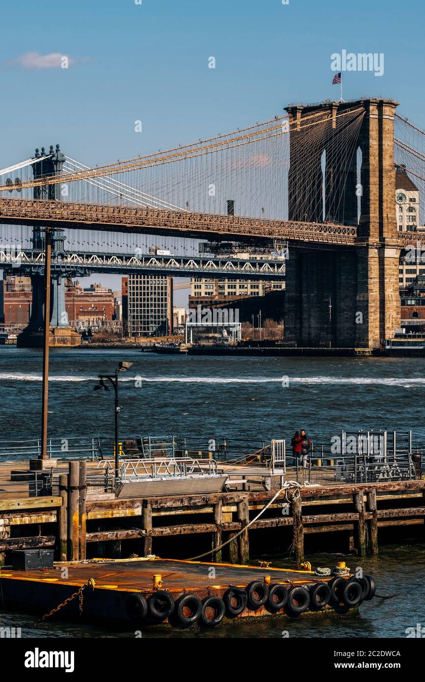 View down to Brooklyn Bridge and Manhattan Bridge from east river side ...