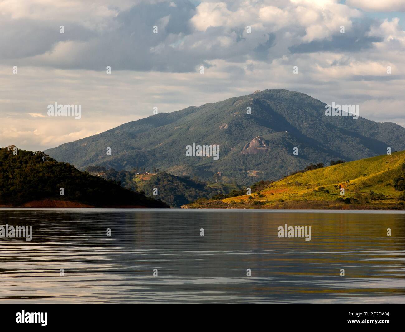 Jaguari river dam hi-res stock photography and images - Alamy