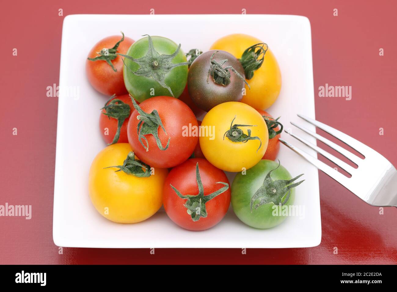 Tomato table food hi-res stock photography and images - Alamy