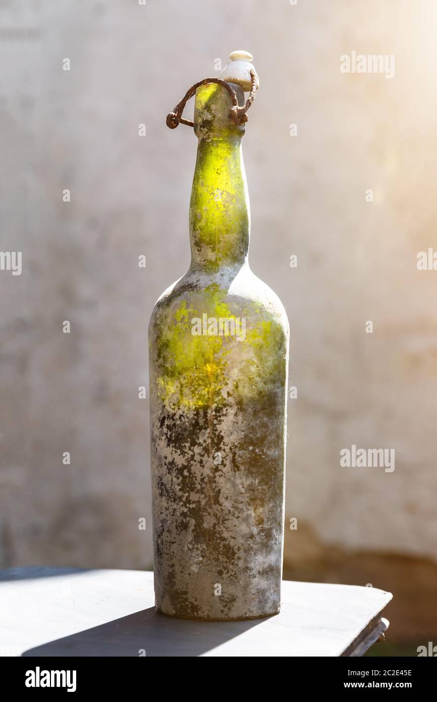 Dirty bottle hi-res stock photography and images - Alamy