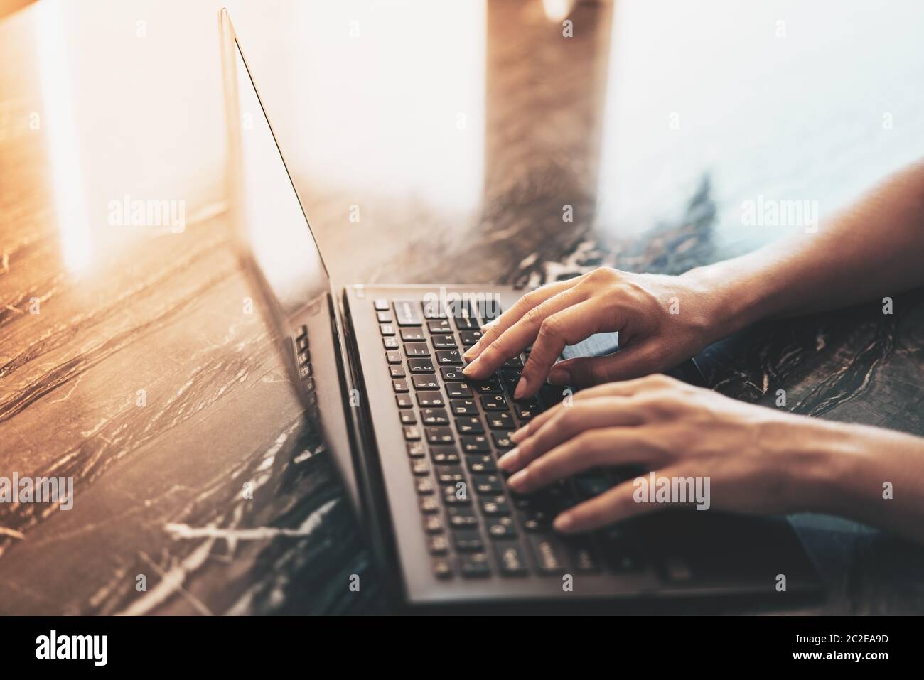 Womans hands computer keypad hi-res stock photography and images - Alamy