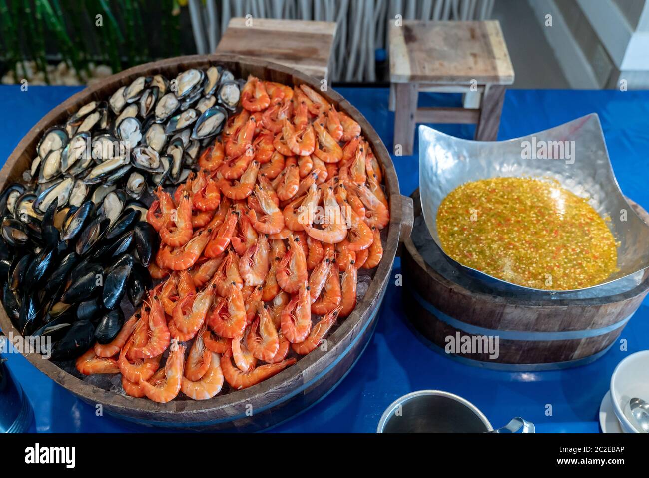 Red Shrimp Green Mussel and Black Mussel in Seafood on ice buffet bar ...