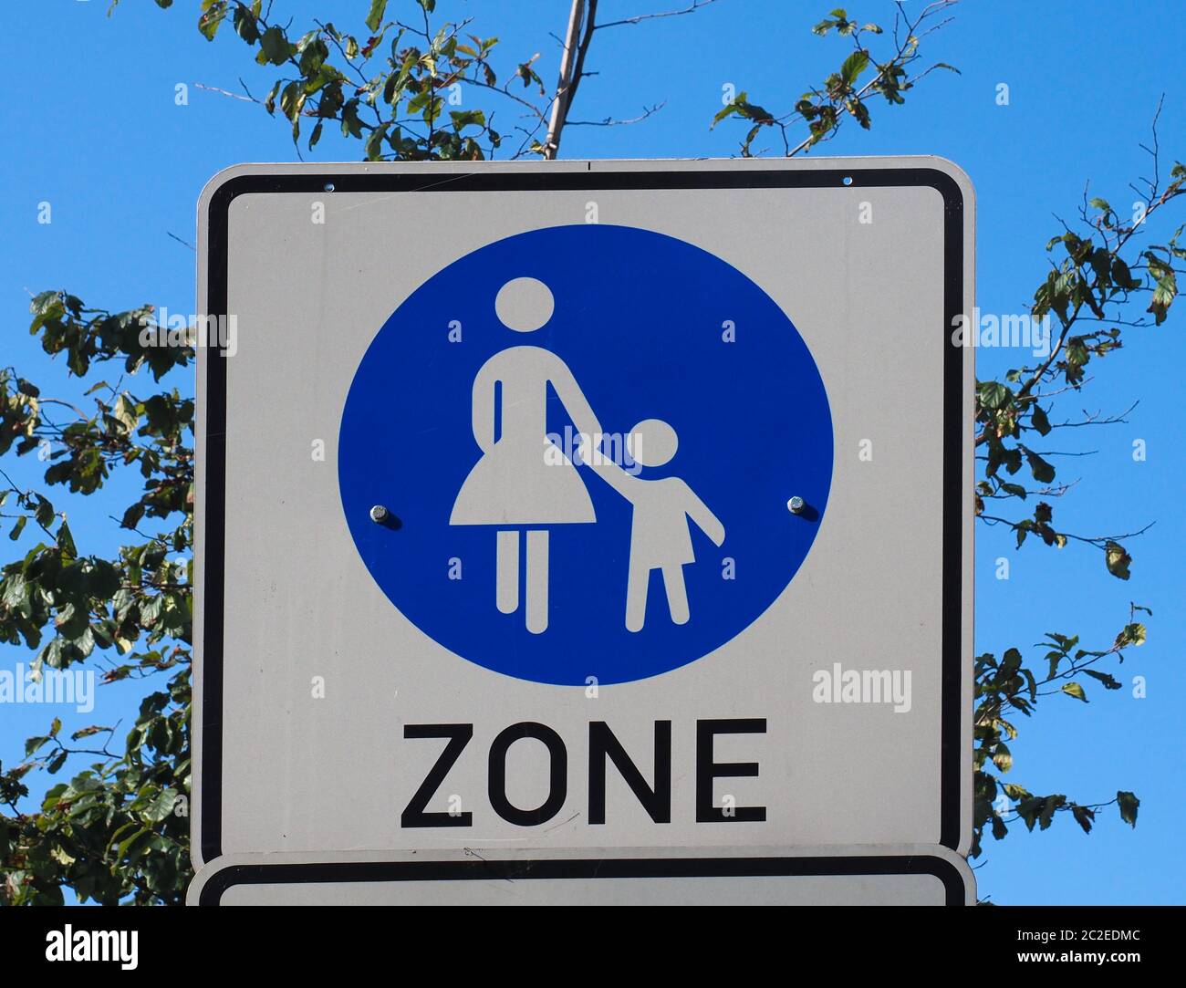 pedestrian zone sign (aka auto free, car free or pedestrian precinct ...