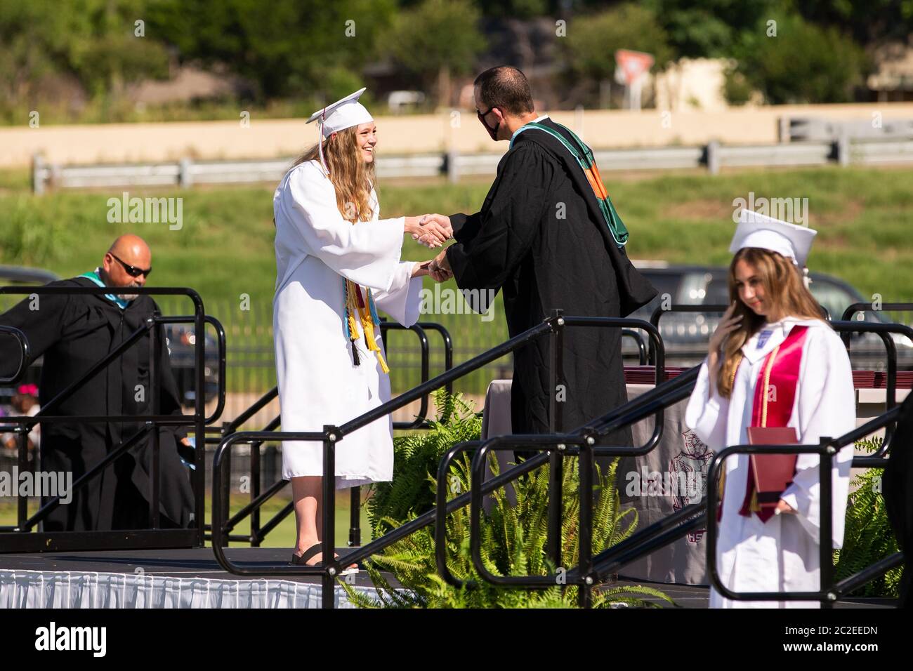 The Sherman High School Class of 2020 commencement ceremony is held on ...