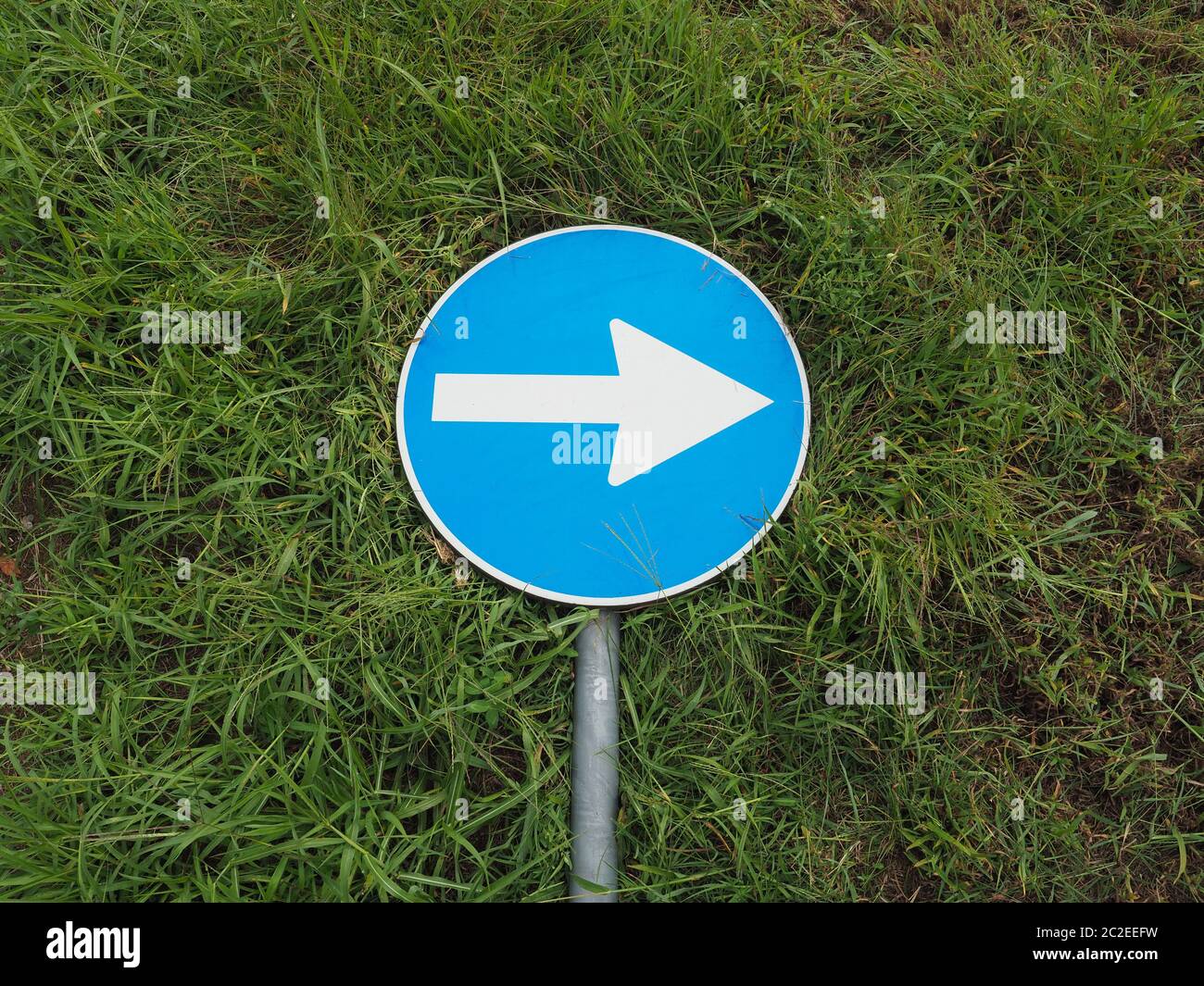 Regulatory signs, proceed in direction indicated by arrow traffic sign ...