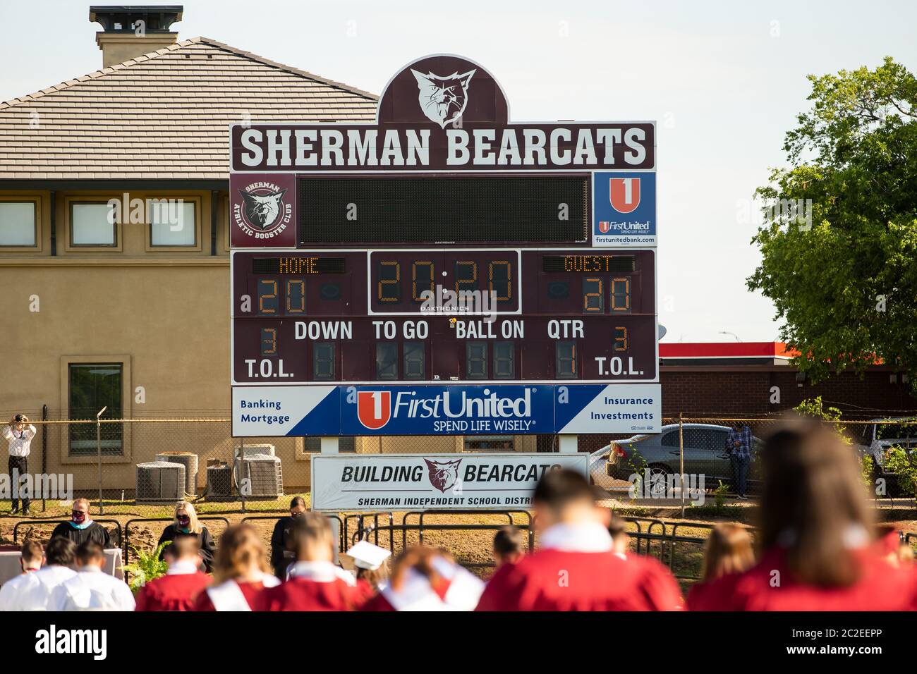 The Sherman High School Class of 2020 commencement ceremony is held on ...