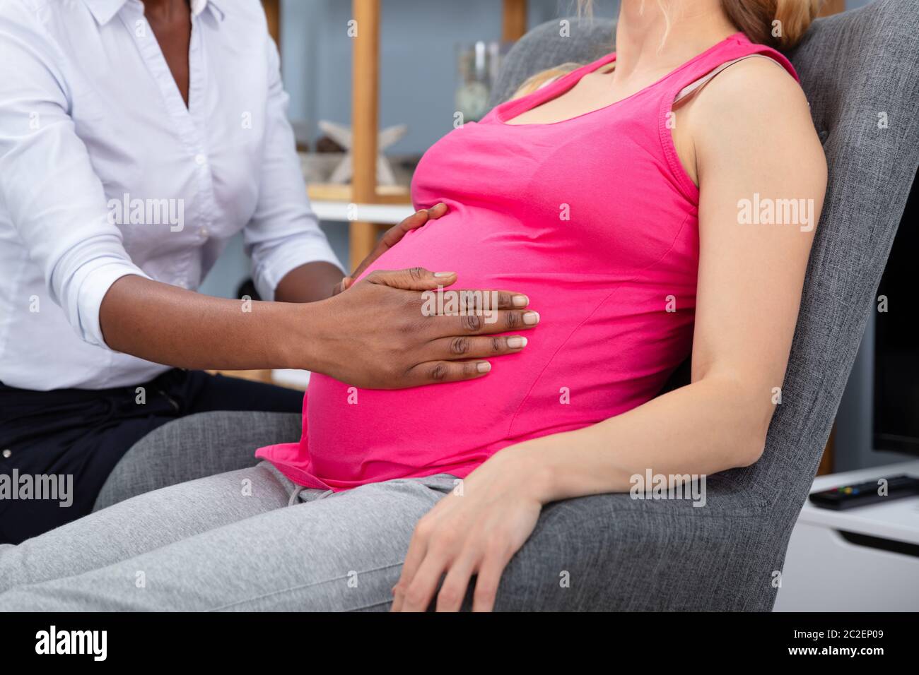 Pregnant birth massage hi-res stock photography and images - Alamy