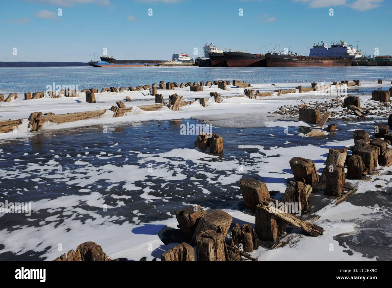 Remains old harbour wharf hi-res stock photography and images - Alamy