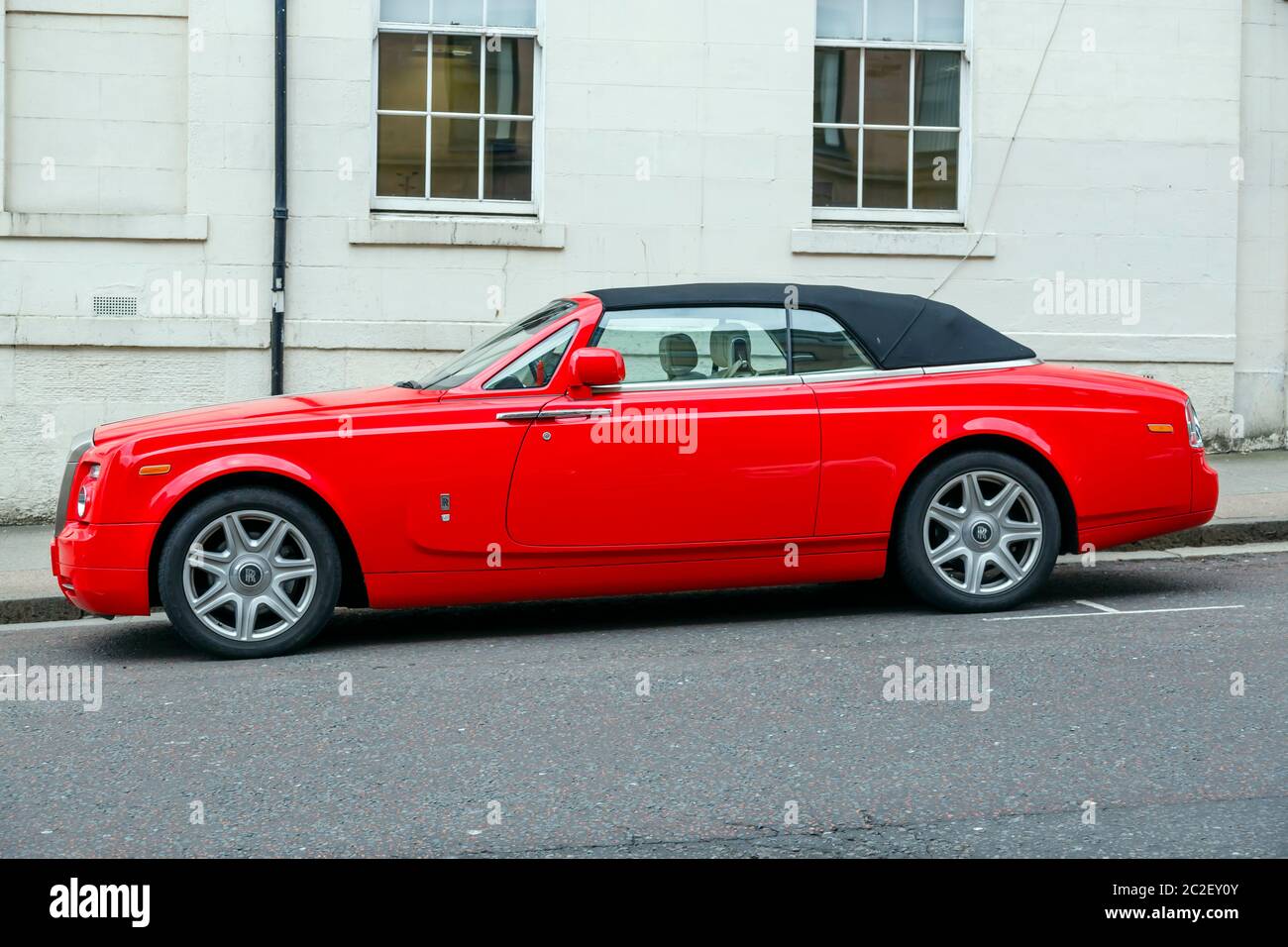 Red rolls hi-res stock photography and images - Alamy
