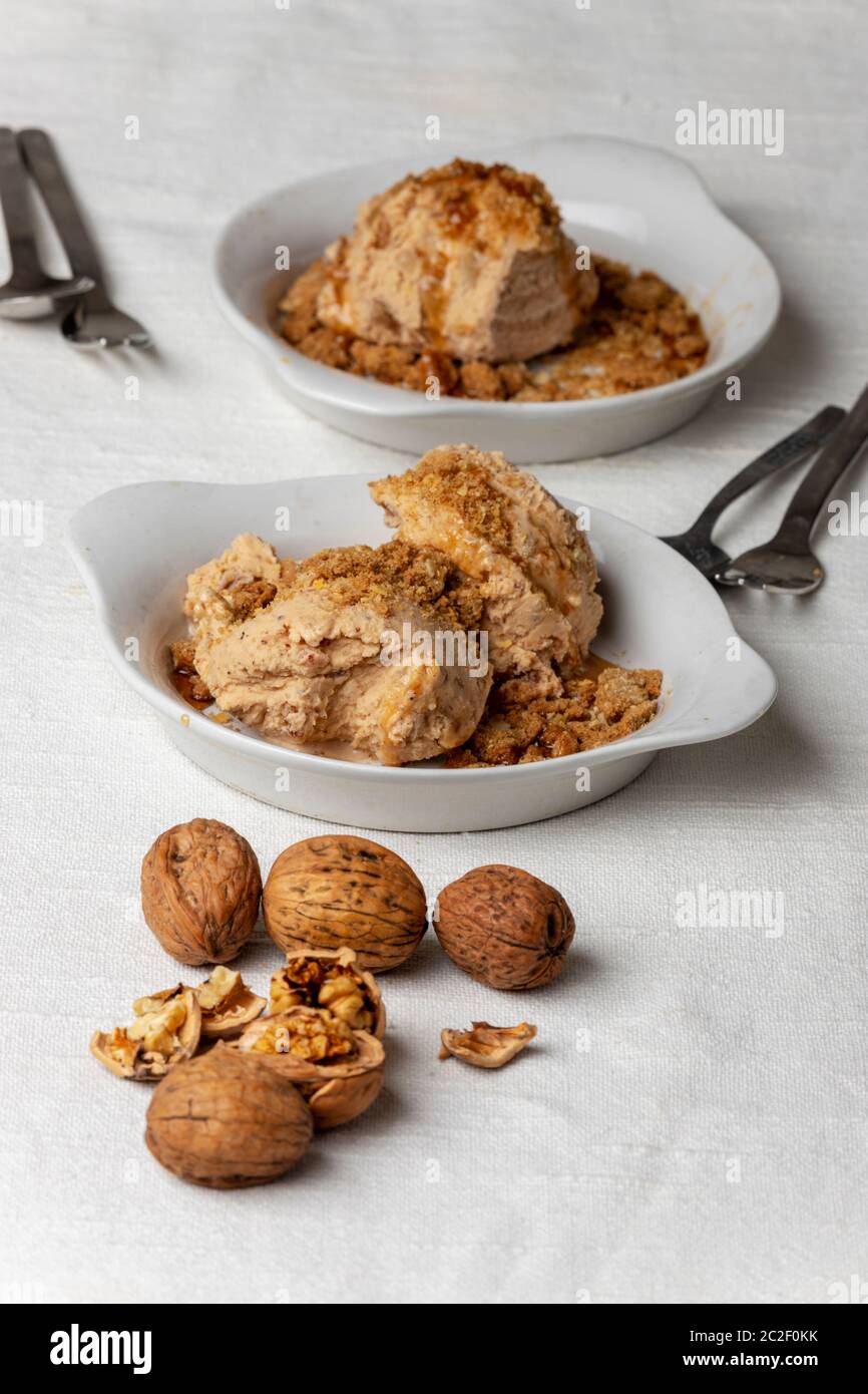 Walnut ice cream hi-res stock photography and images - Alamy
