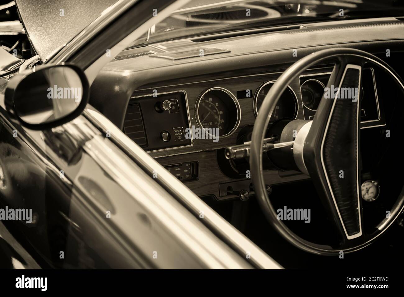 American car interior hi-res stock photography and images - Alamy