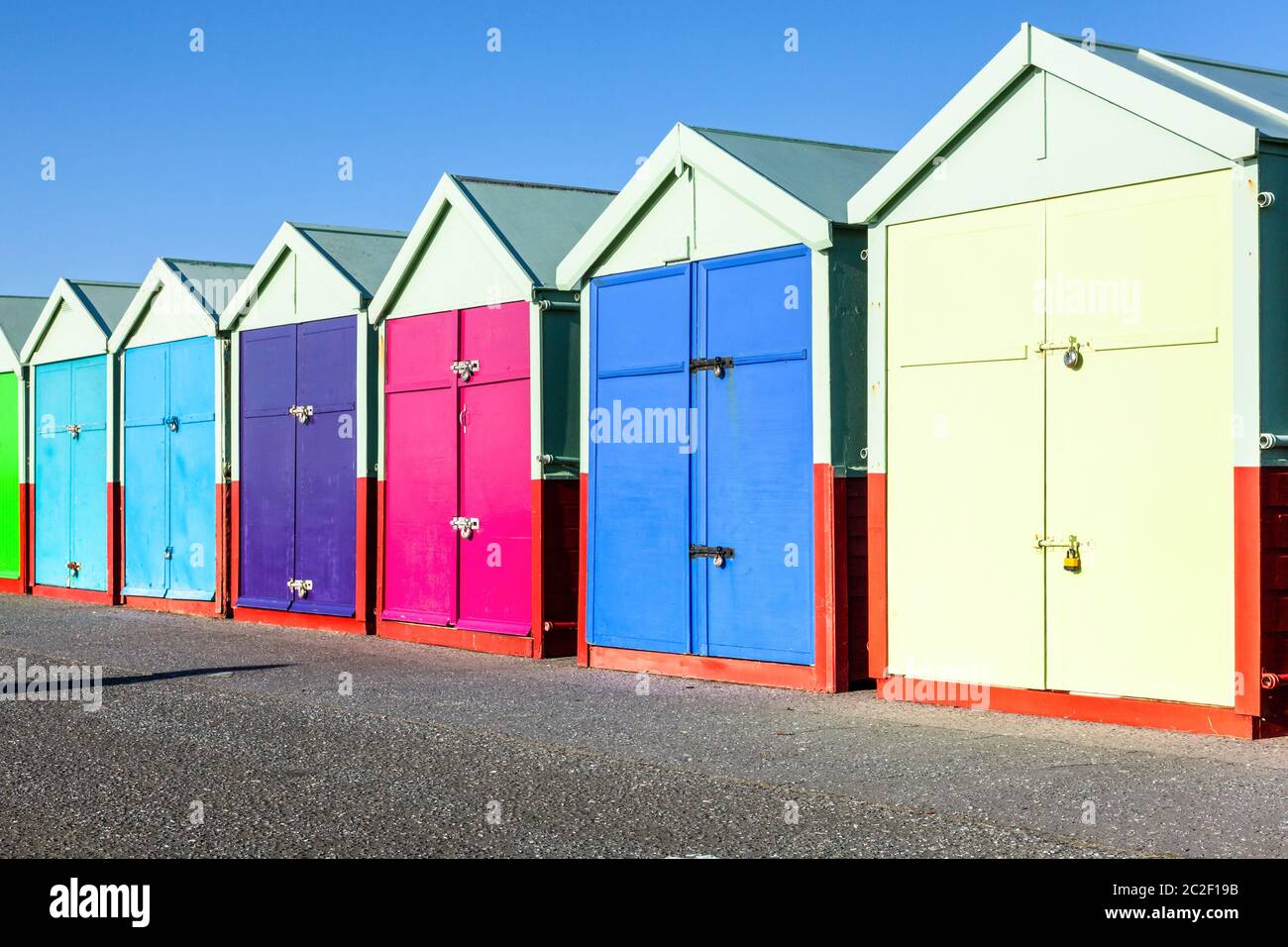Colorful Brighton beach huts Stock Photo - Alamy