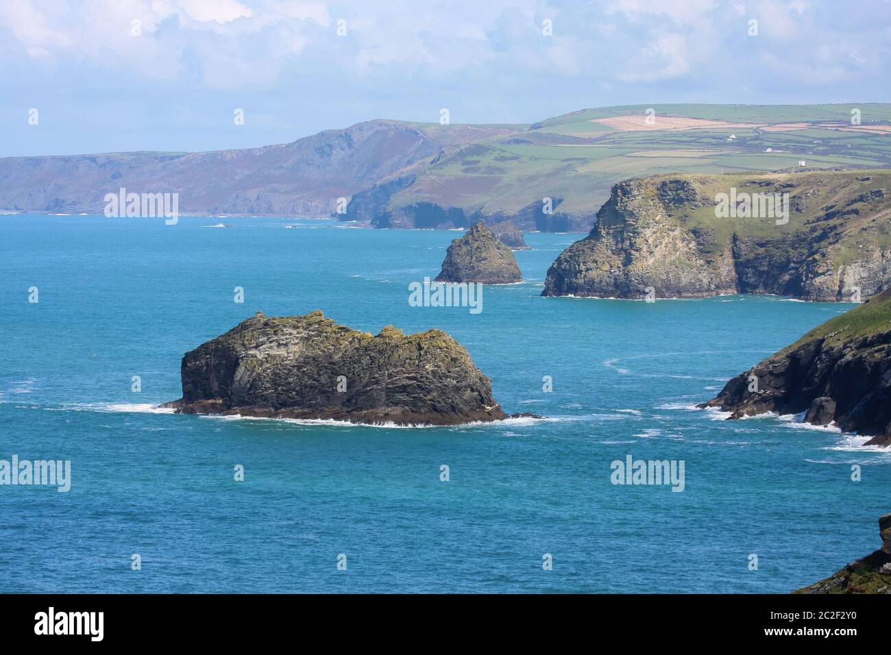 cornwall rough coast Stock Photo - Alamy