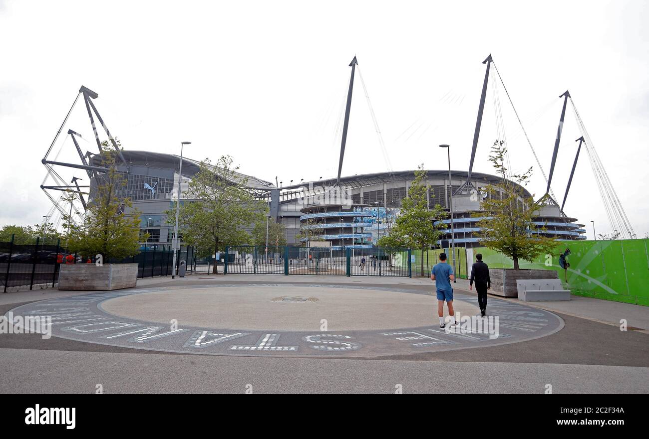 A view outside etihad stadium hi-res stock photography and images - Alamy