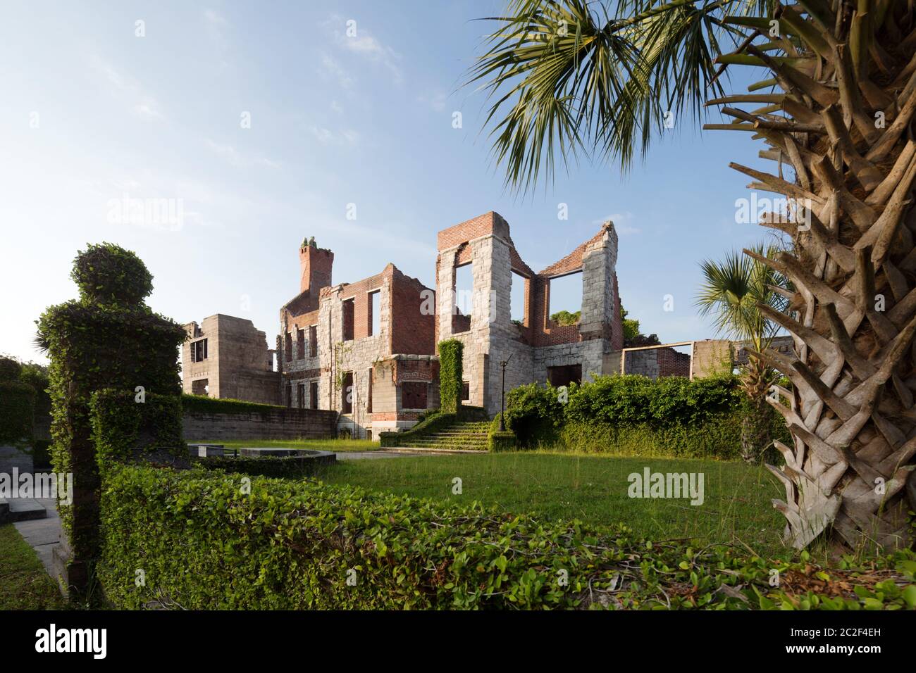 Remains of the Dungeness mansion on Cumberland Island, Georgia Stock ...