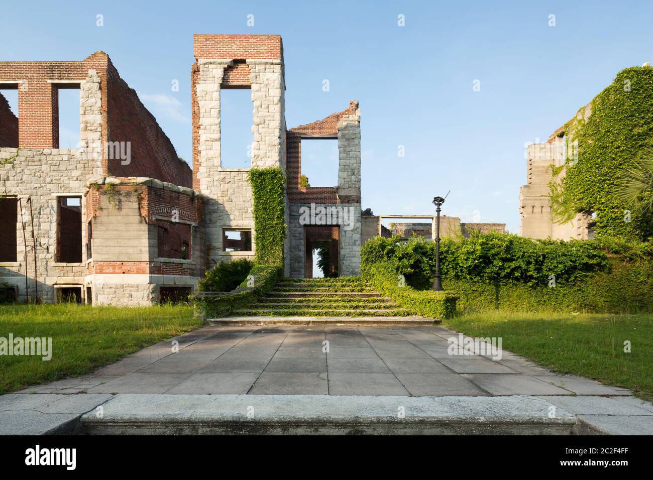 Remains of the Dungeness mansion on Cumberland Island, Georgia Stock ...