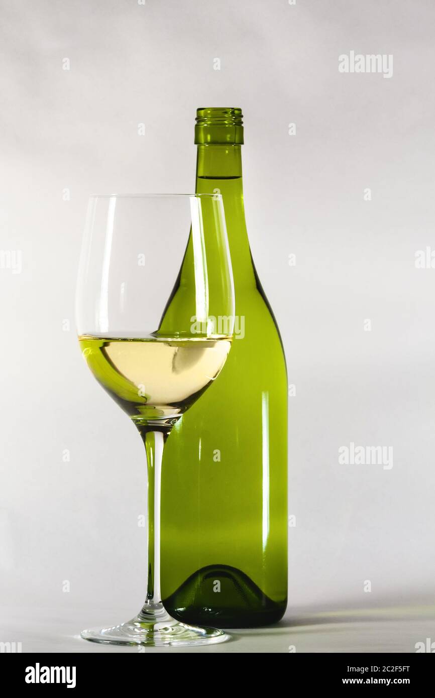 White wine glass bottle hi-res stock photography and images - Alamy