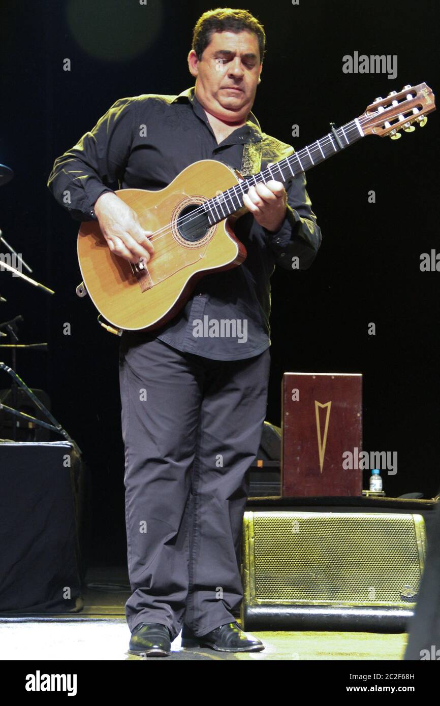 RIO DE JANEIRO, 27.03.2012: Gypsy Kings performs at the Citibank Hall ...