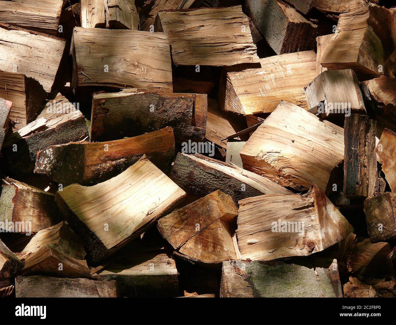 Woodpile wood structure hi-res stock photography and images - Alamy