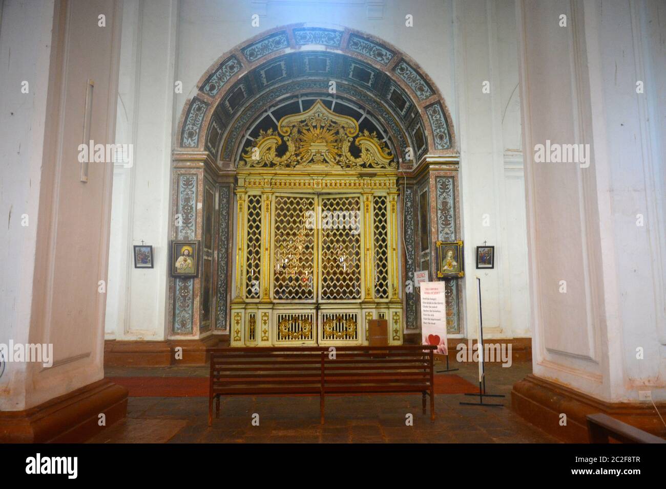 Basilica of Bom Jesus Stock Photo - Alamy
