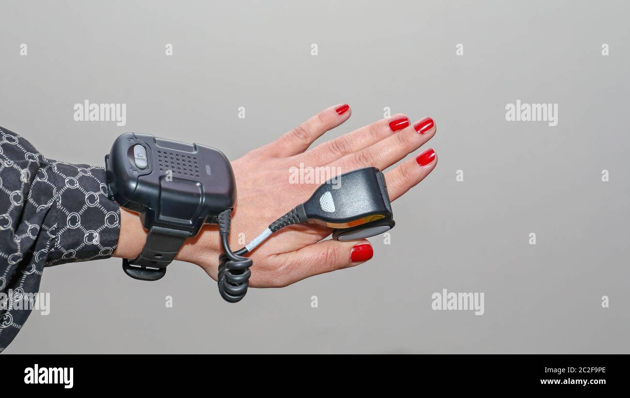 Picking ring hi-res stock photography and images - Alamy