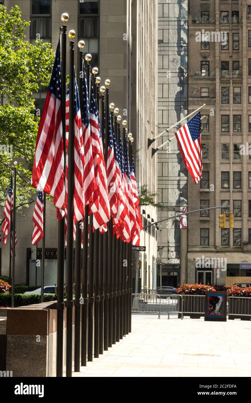 Rockefeller plaza rockefeller center new hi-res stock photography and images - Alamy