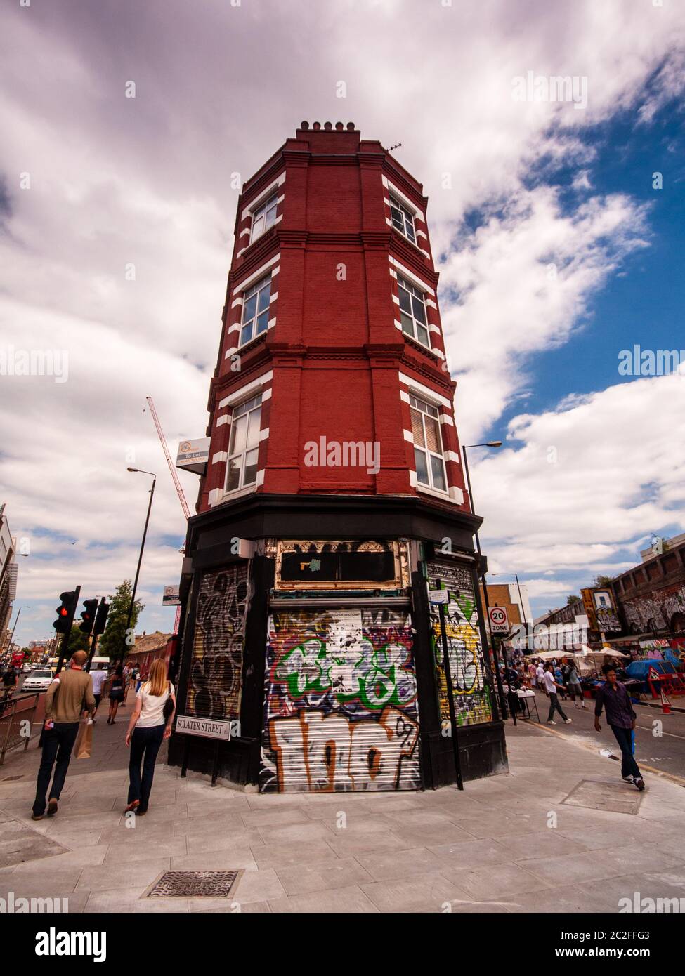 Graffiti sclater street shoreditch tower hi-res stock photography and ...