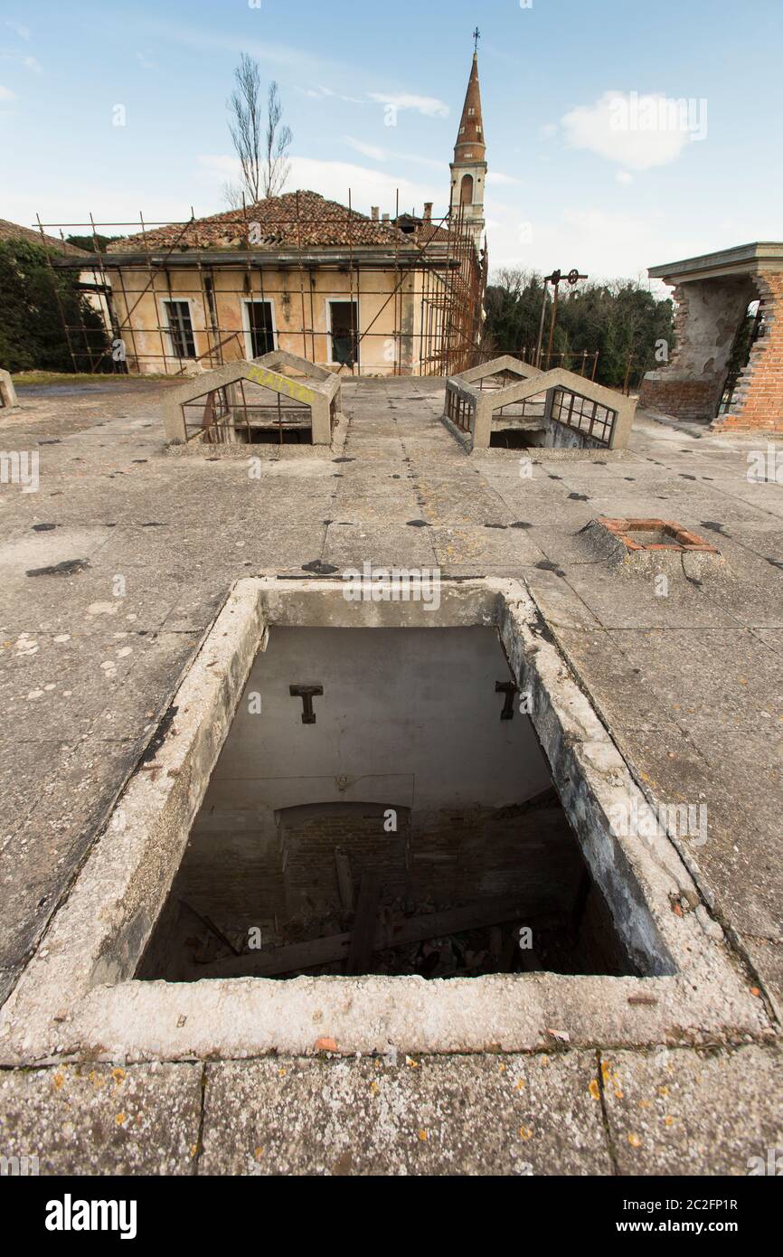 Former sanatorium hi-res stock photography and images - Alamy