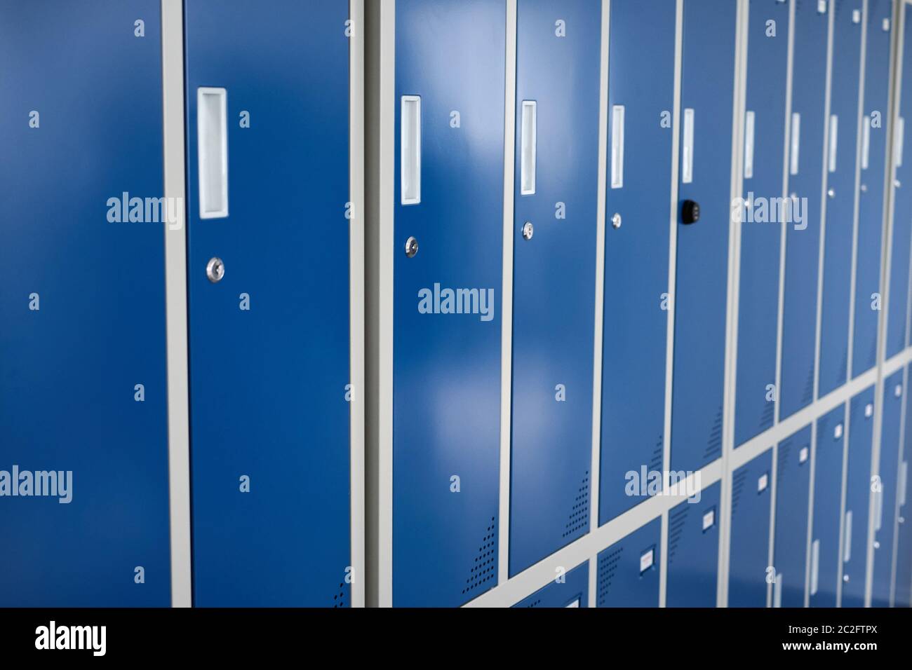 Locker rooms hi-res stock photography and images - Alamy
