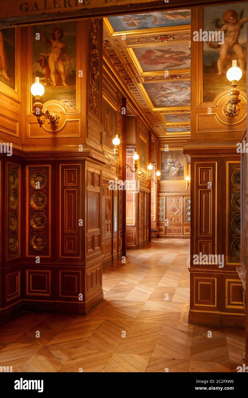 Chateau interior hi-res stock photography and images - Alamy