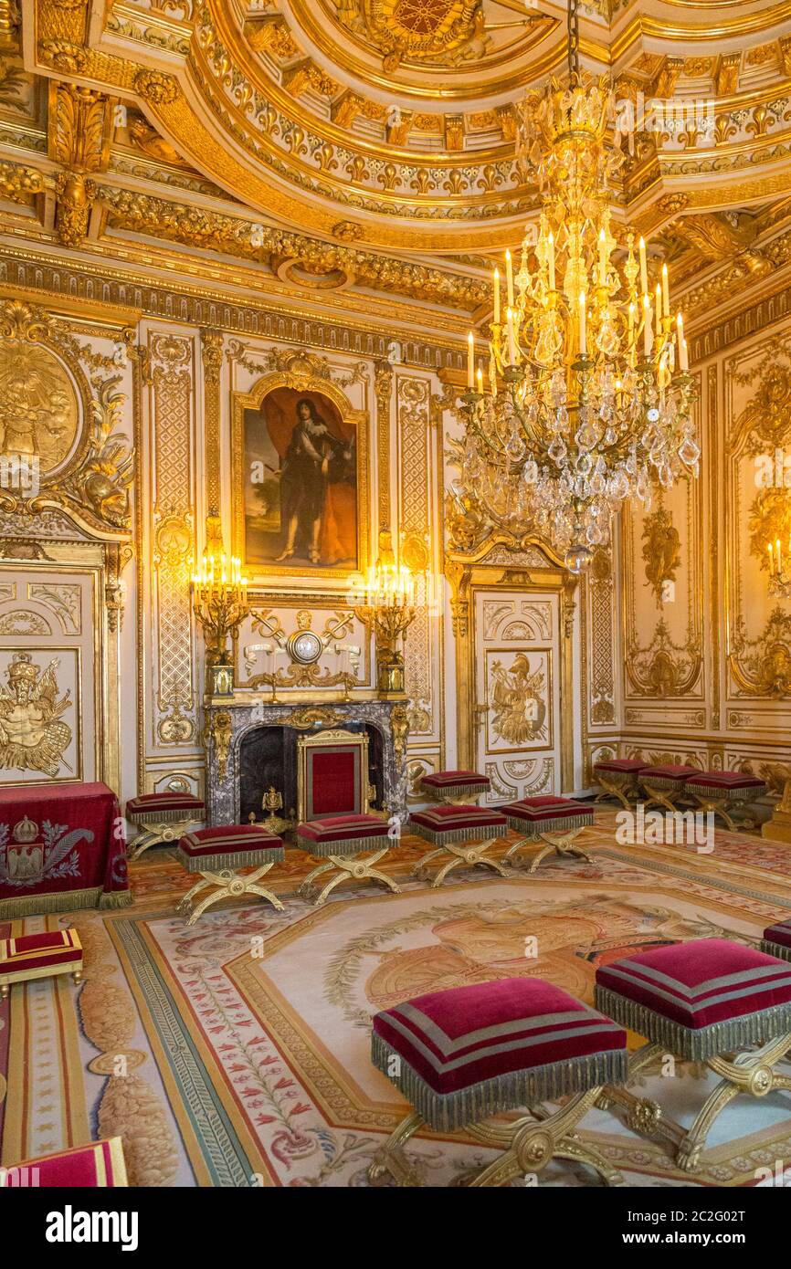 Room interiors hi-res stock photography and images - Alamy