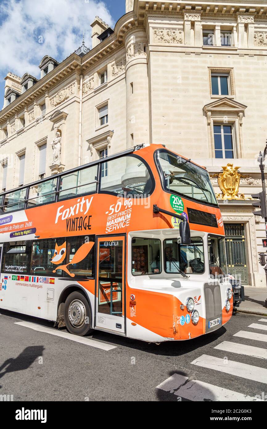 Bus service france hi-res stock photography and images - Alamy