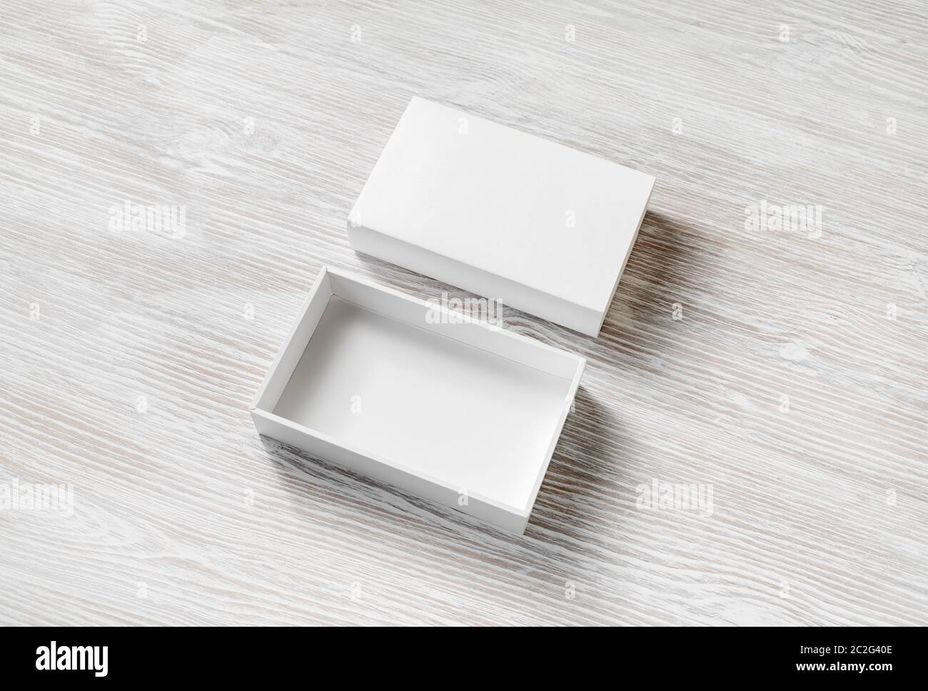 White opened box Stock Photo - Alamy