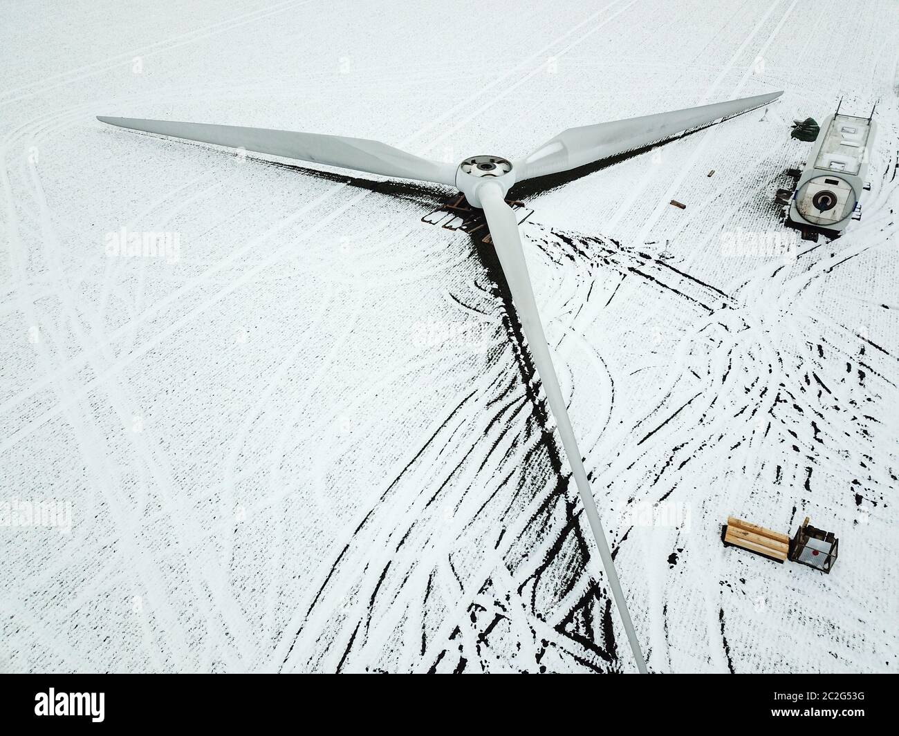 mounted rotor of a wind turbine before demounting Stock Photo - Alamy